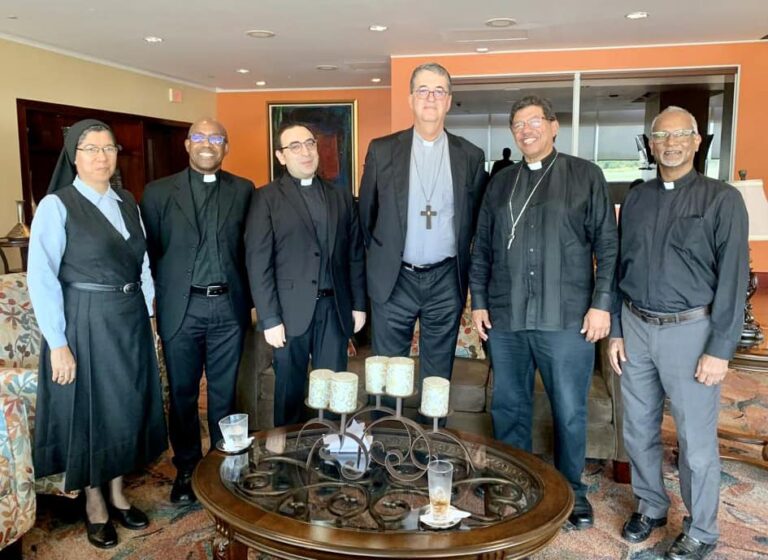 Spanish Archbishop Santiago De Wit Guzmán, Apostolic Nuncio to Trinidad ...